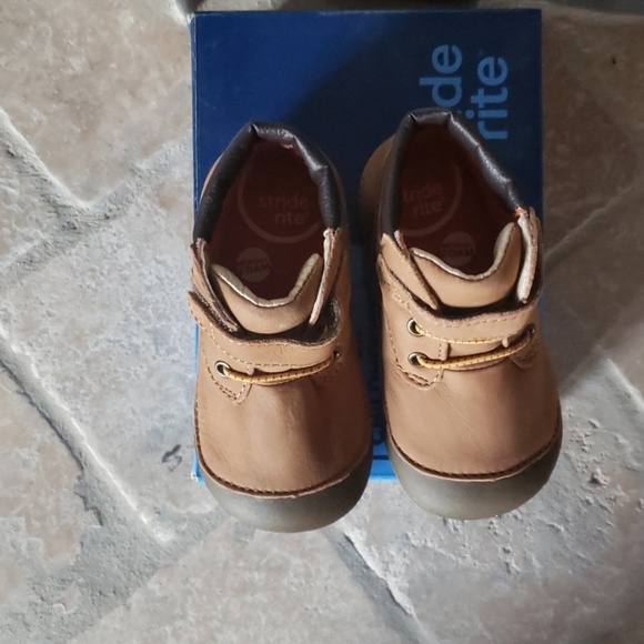 Stride Rite | Shoes | Stride Rite Burrell Tan | Poshmark